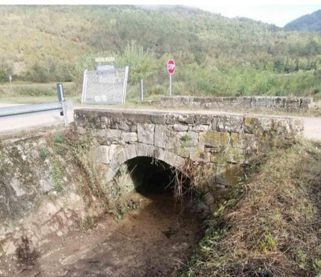 Unatoč nezadovoljstvu mještana ZATVARA se stara cesta LIVADE-PONTE ...